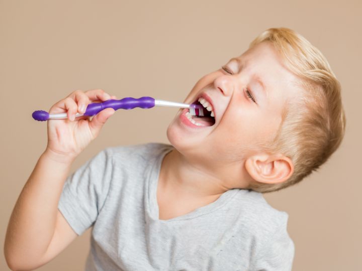 Autism and Teeth Brushing: A Guide to Teaching Your Child Oral Care ...